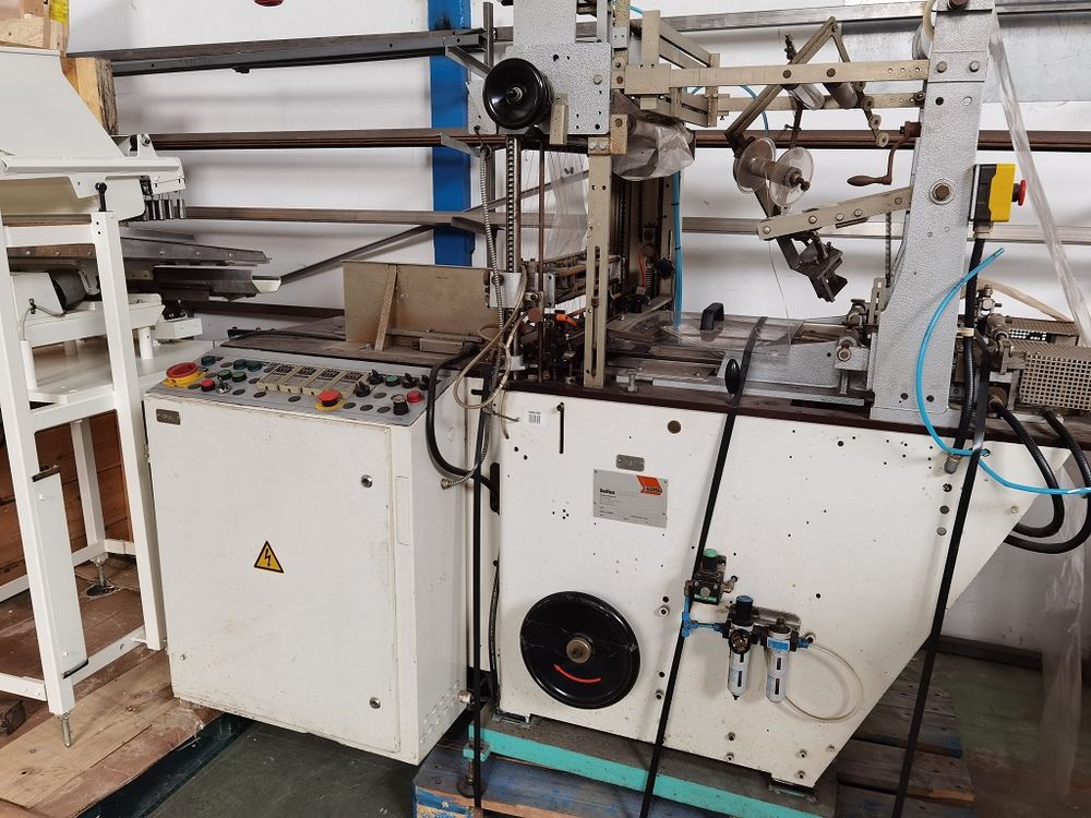 Sollas 17 Overwrapping machine