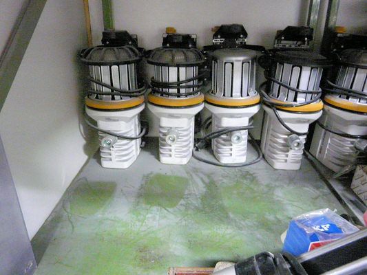 14 Iro Weft feeders