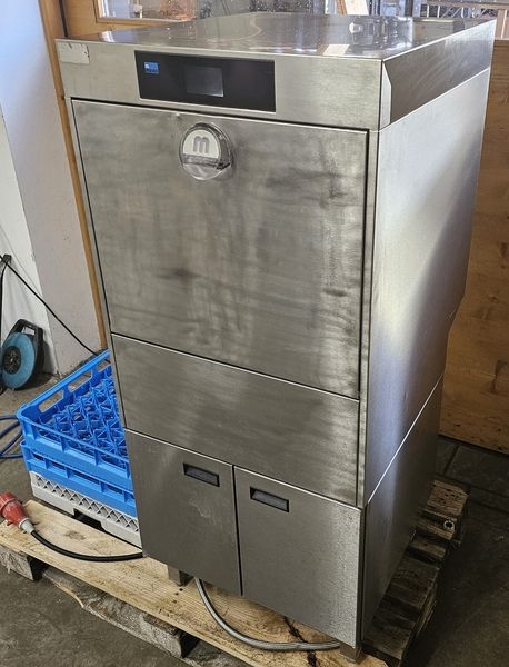 Meiko Dishwasher with base frame