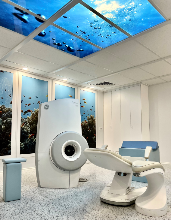 GE Optima MR 430s
