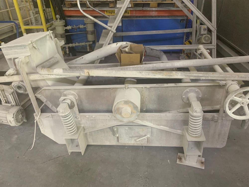 Finckh 0,75 m² Vibrating screen made Type E1