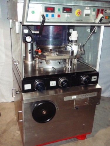 Manesty UNIPRESS Rotative tablet press