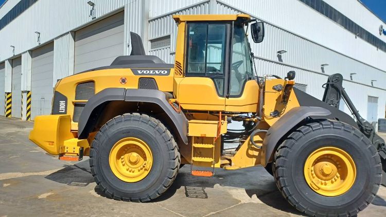 Volvo L110H Wheel Loader