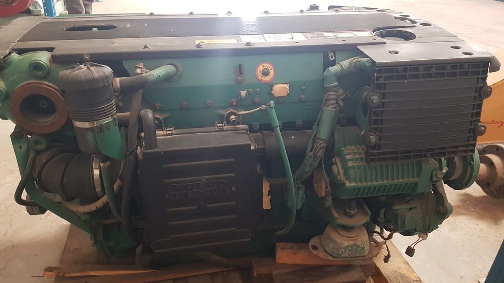 2 Volvo Penta D6 350 2 units, Overhauled, ready to use with prop drive