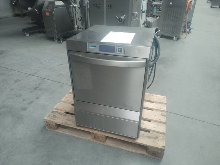Winterhalter UC-L, Dishwasher