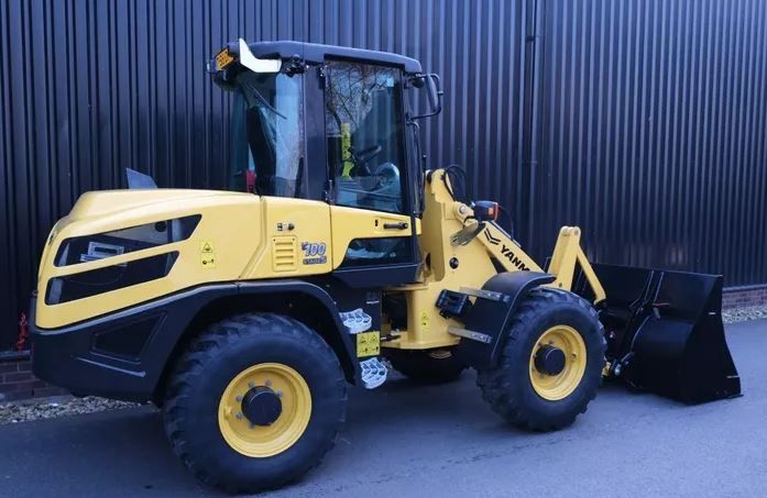 Yanmar V100-5 Wheel Loader